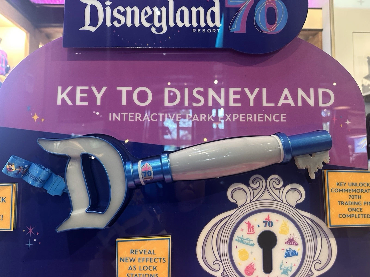 Disneyland 70th Key to Disneyland – The Line Jumper