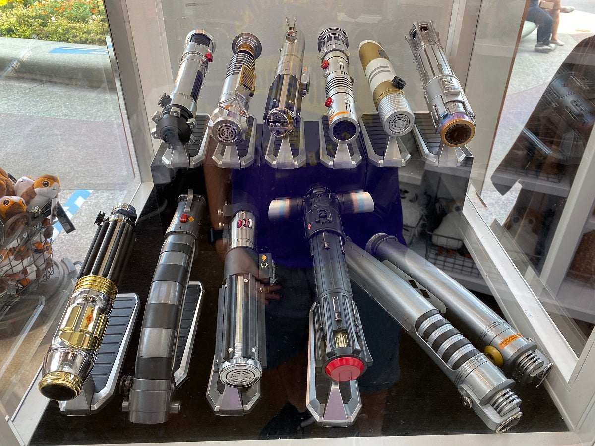 Galaxy's Edge Full Lightsaber Hilt Collection – The Line Jumper